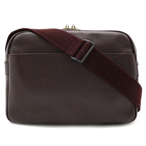 Louis Vuitton | Bags | Louis Vuitton Louis Vuitton Taiga Reporter ...